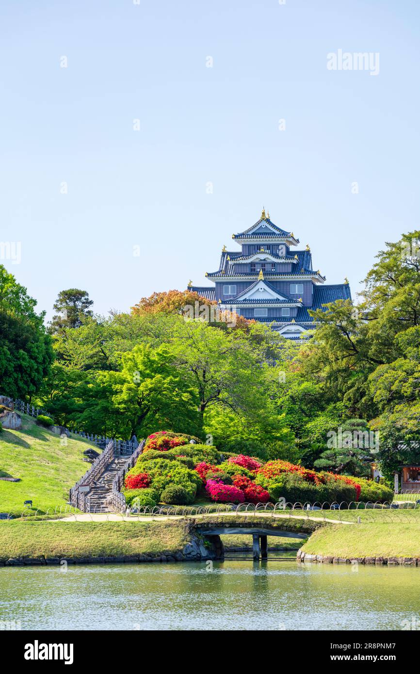 Korakuen Garden and Okayama Castle Stock Photo - Alamy