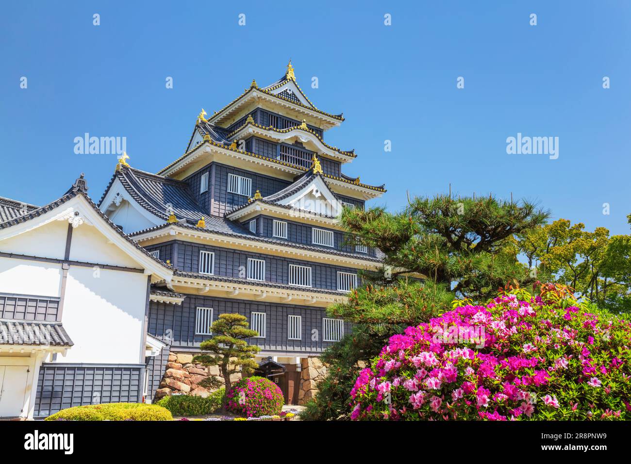 The keep of Okayama Castle Stock Photo - Alamy