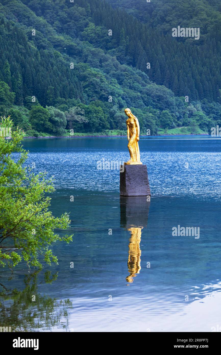 Statue of Tatsuko at Lake Tazawa Stock Photo - Alamy