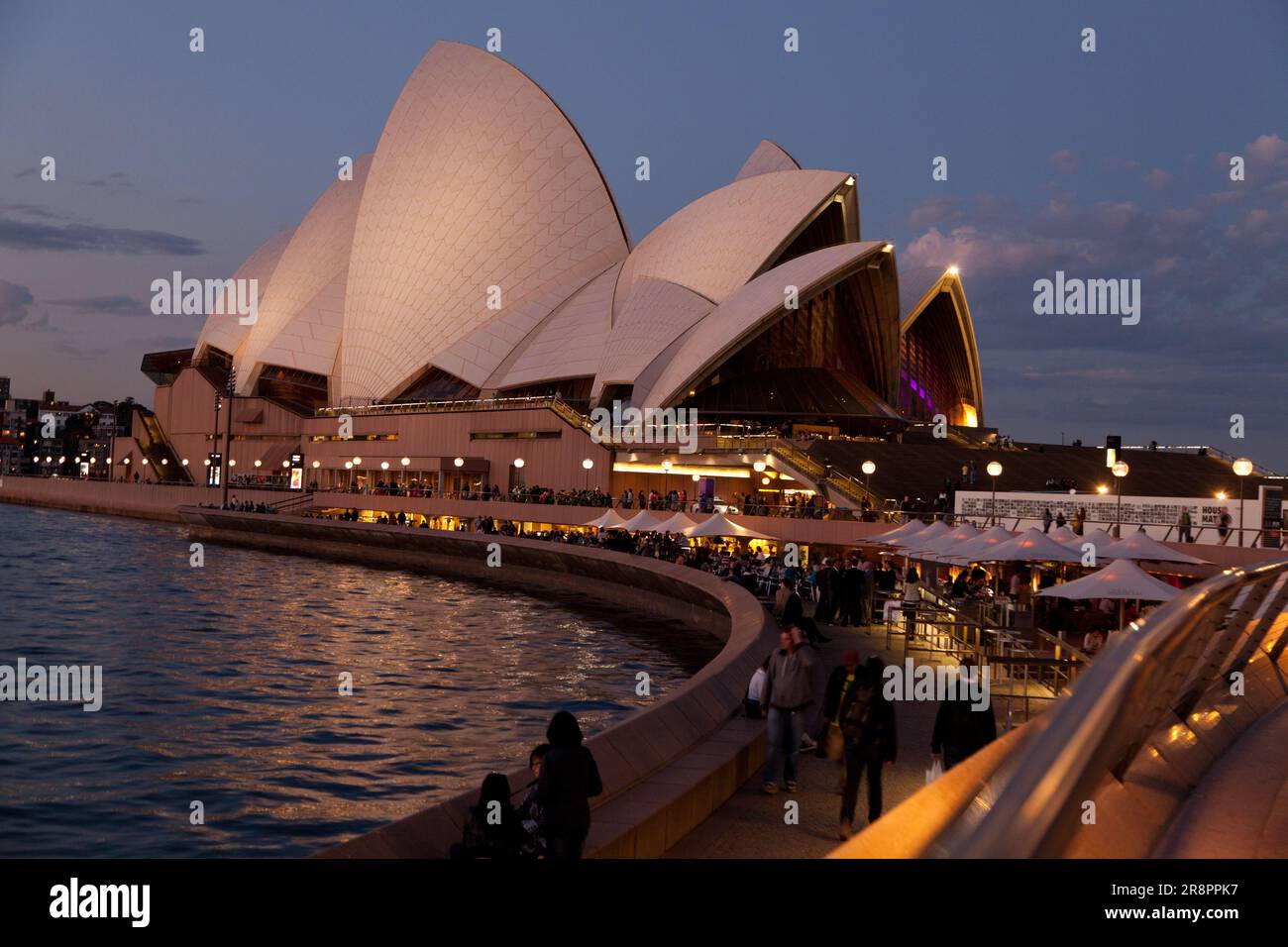 Sunset at the Sydney Opera House, Sydney, Australia Stock Photo - Alamy