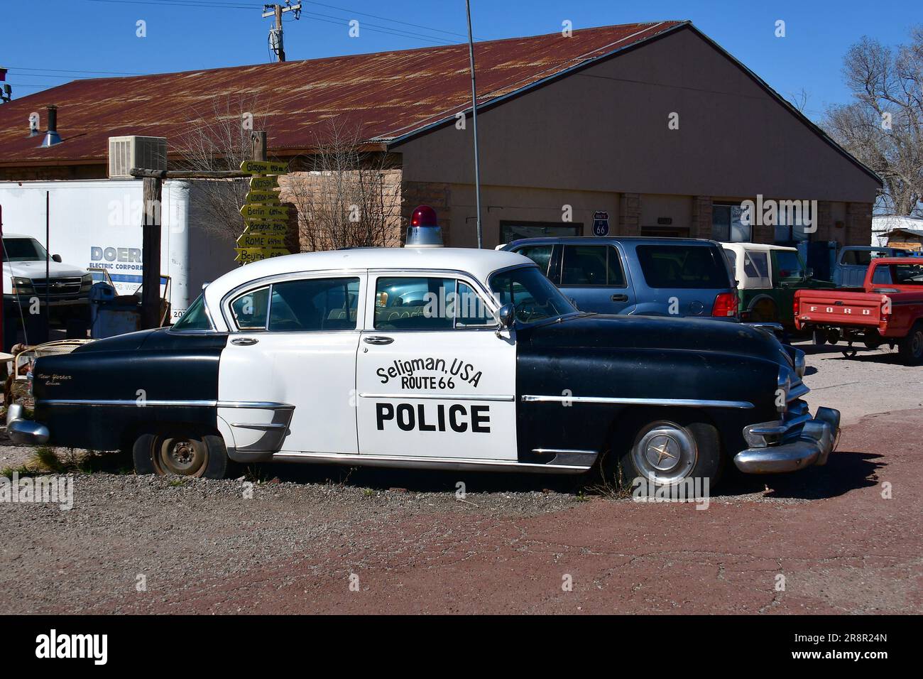 Historic 1953 Chrysler New Yorker Police car, Route 66, Seligman ...