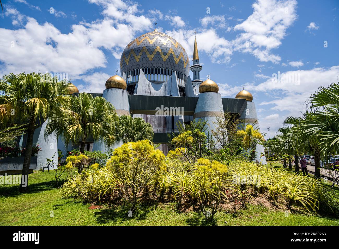 Gold of kinabalu hi-res stock photography and images - Alamy