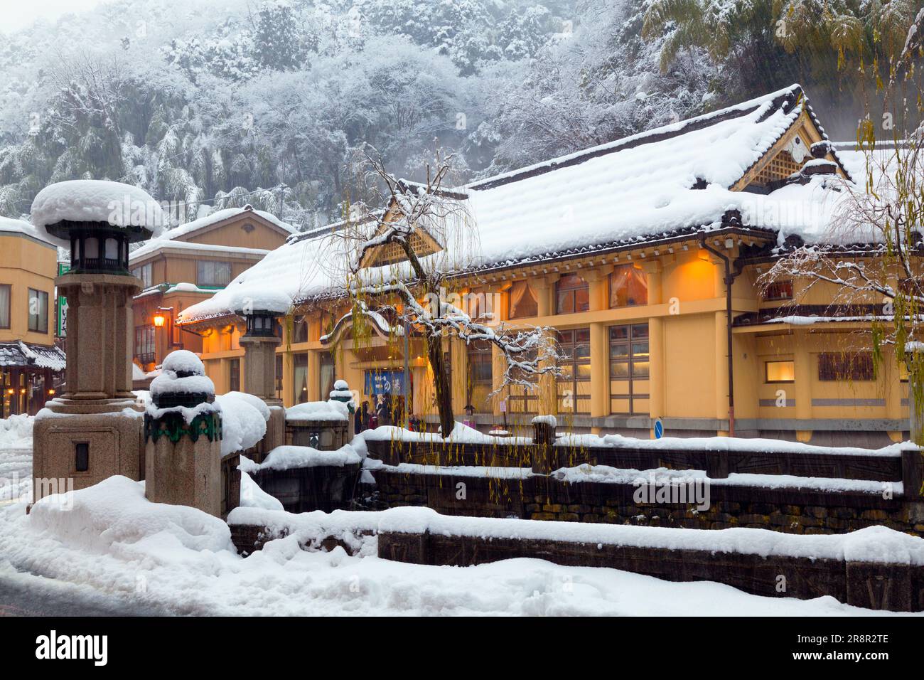 Kinosaki Onsen snow Stock Photo - Alamy