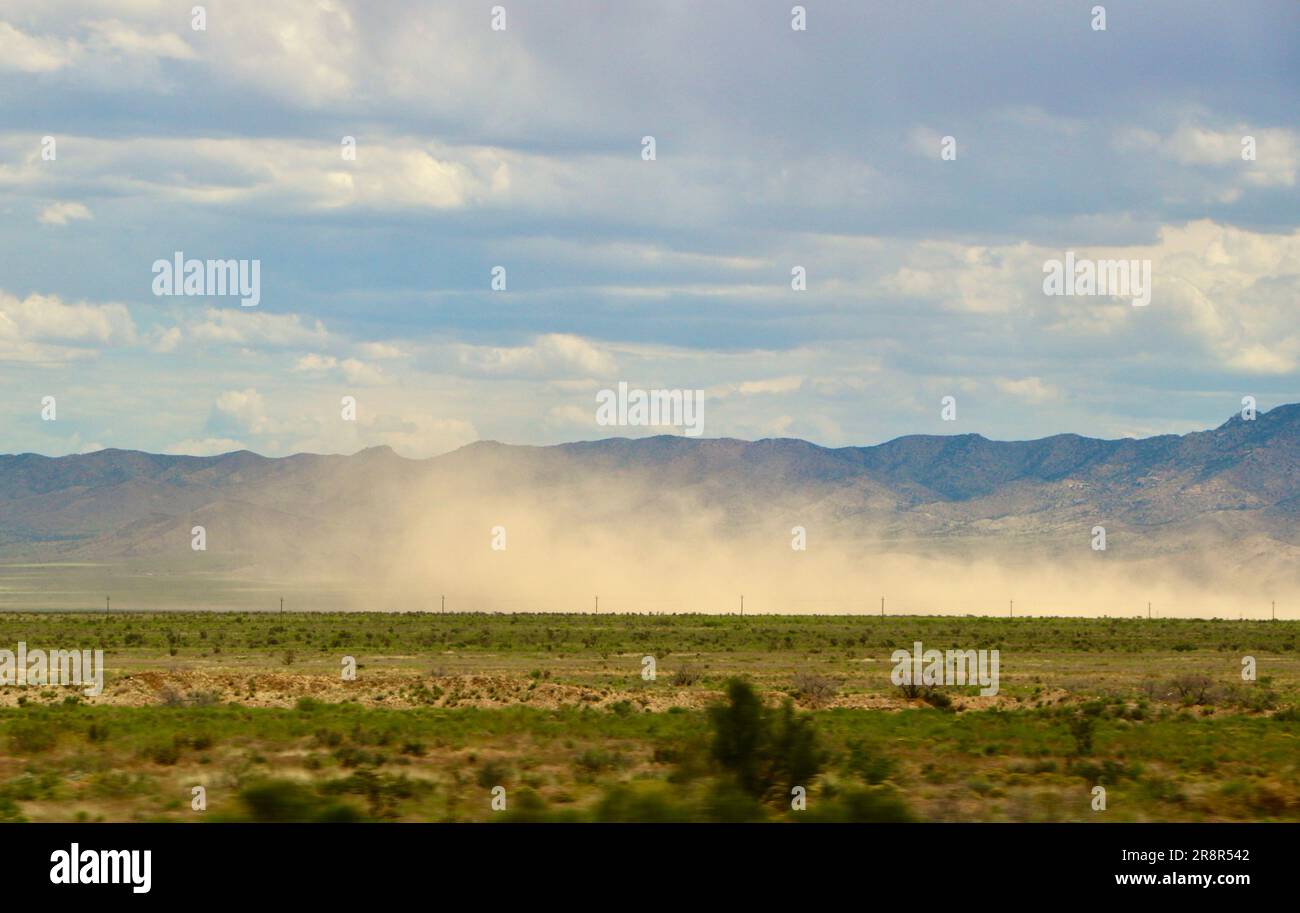 Car dust cloud hi-res stock photography and images - Alamy