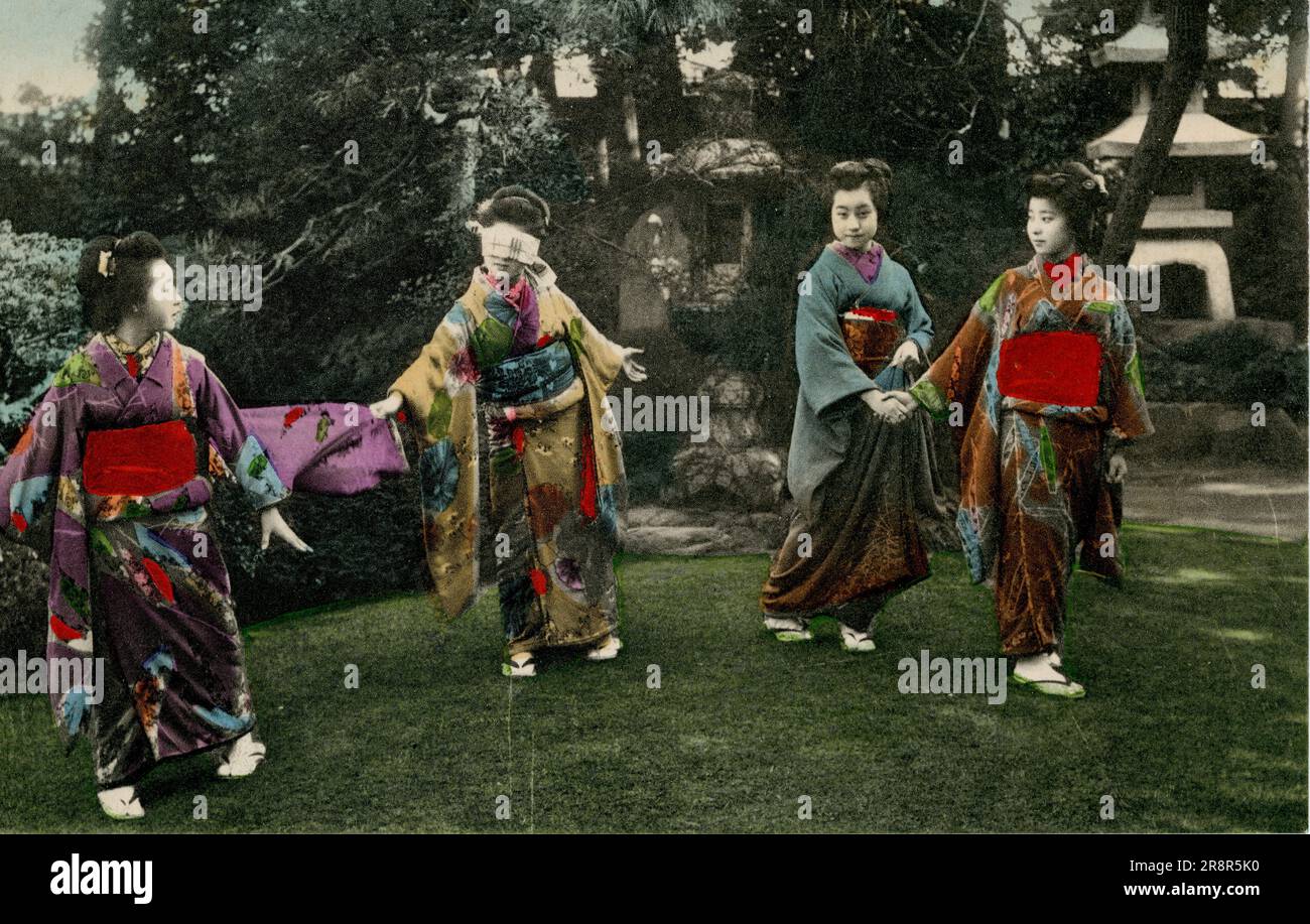 Photographs showing scenes in Japan in the late 19th and early 20th ...