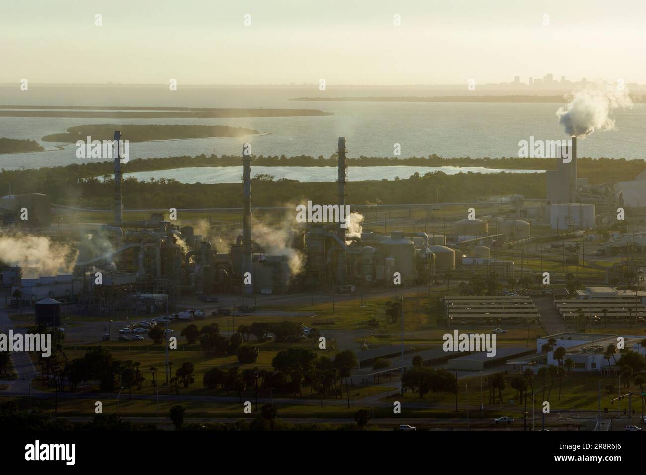 Industrial facility for chemical production of phosphoric acid ...