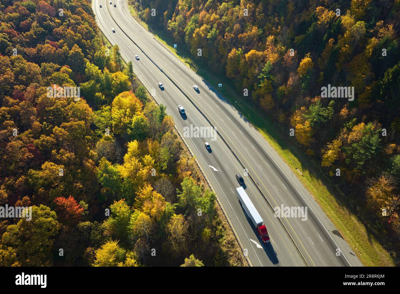 I-40 freeway road leading to Asheville in North Carolina over ...