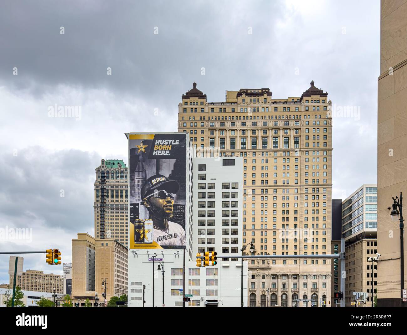 Rockstar Advertising on a house wall in Detroit - DETROIT, UNITED ...