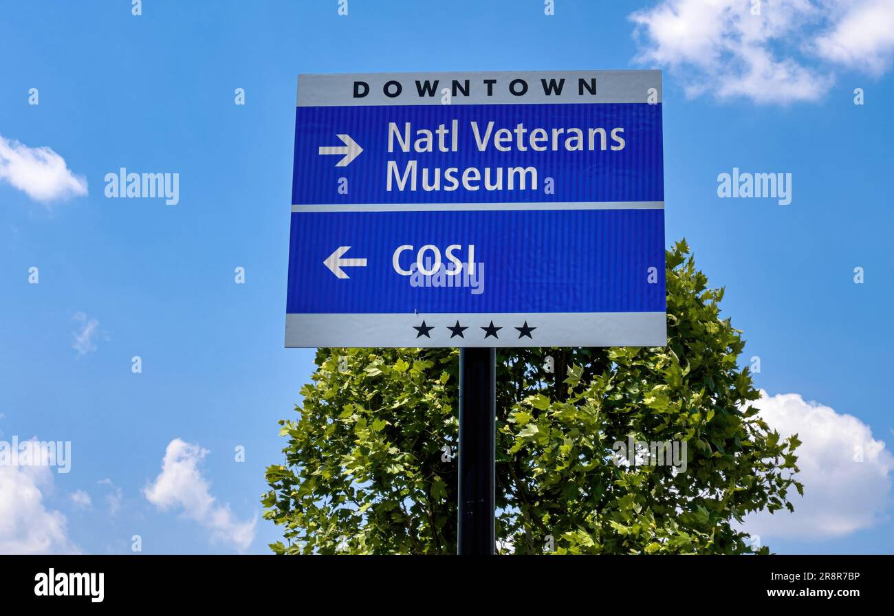 Direction signs to the museums in Downtown Columbus Stock Photo - Alamy