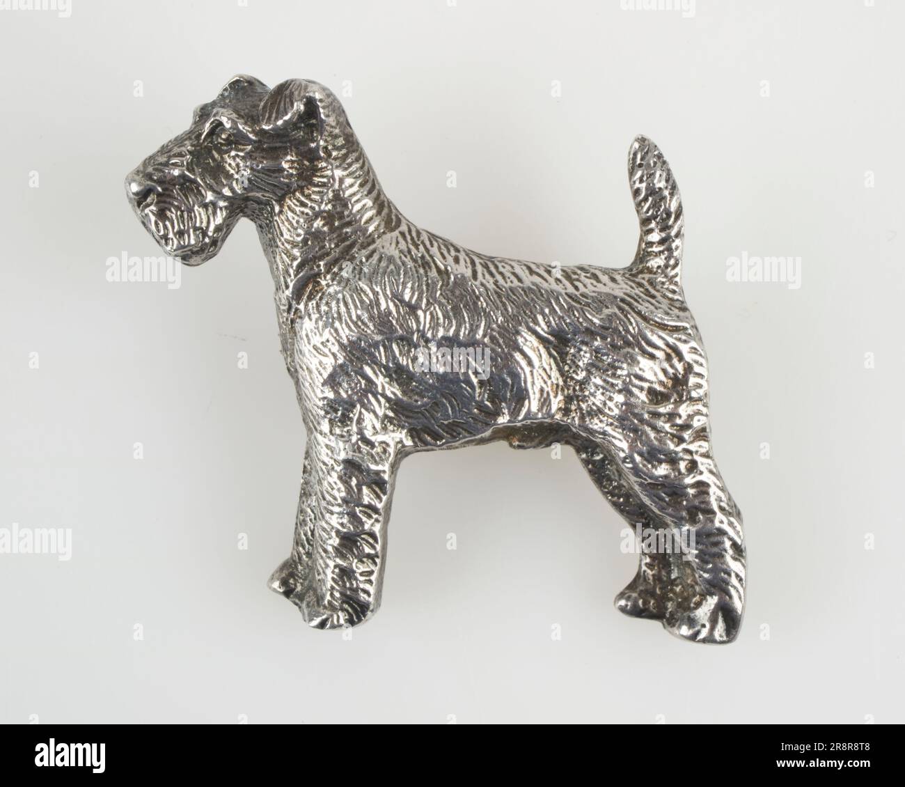 Antique 1940s Art Deco silver Airedale brooch pin Stock Photo - Alamy