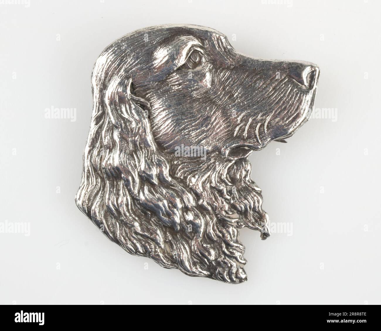 Antique 1930s silver spaniel brooch pin Stock Photo - Alamy