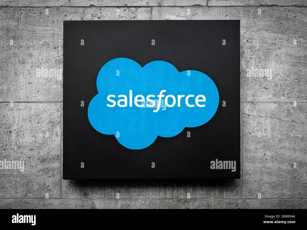 Salesforce automation hi-res stock photography and images - Alamy