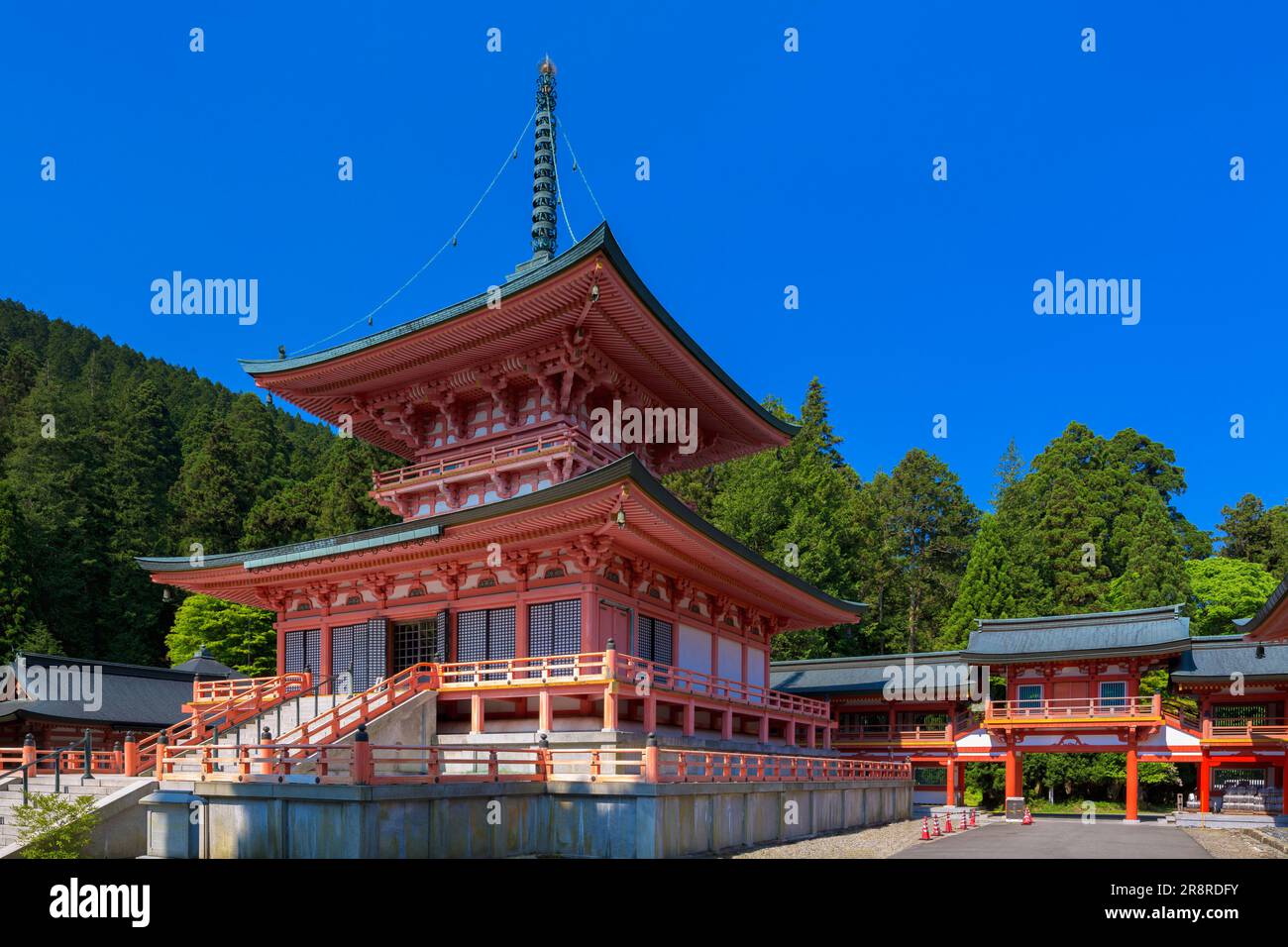 Enryaku ji temple hi-res stock photography and images - Alamy