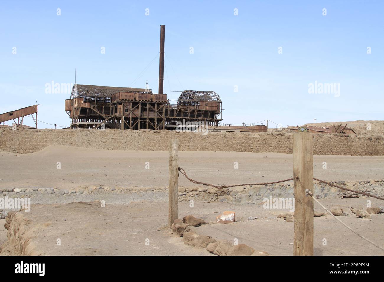 Santa Laura Humberstone saltpetre processing plant, Iquique, Chile ...