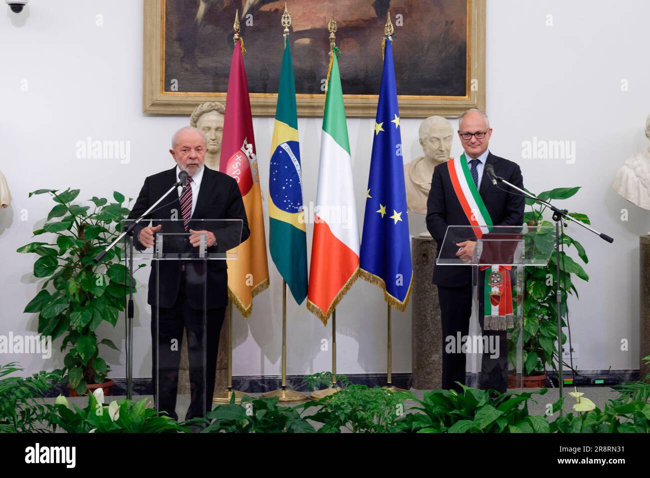 Rome's Mayor Roberto Gualtieri and Brazilian President Luiz Lula da ...