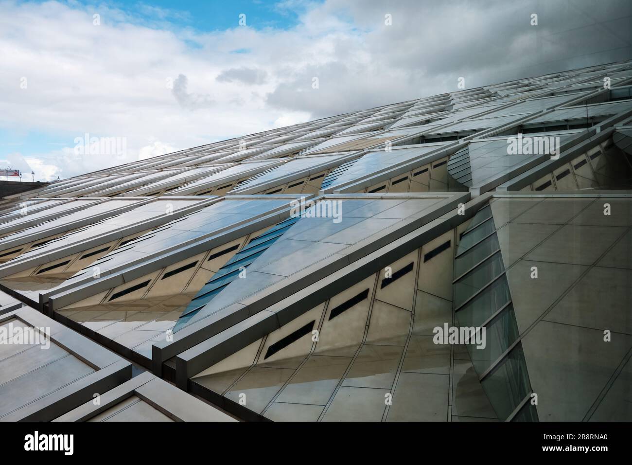 Alexandria library exterior hi-res stock photography and images - Alamy