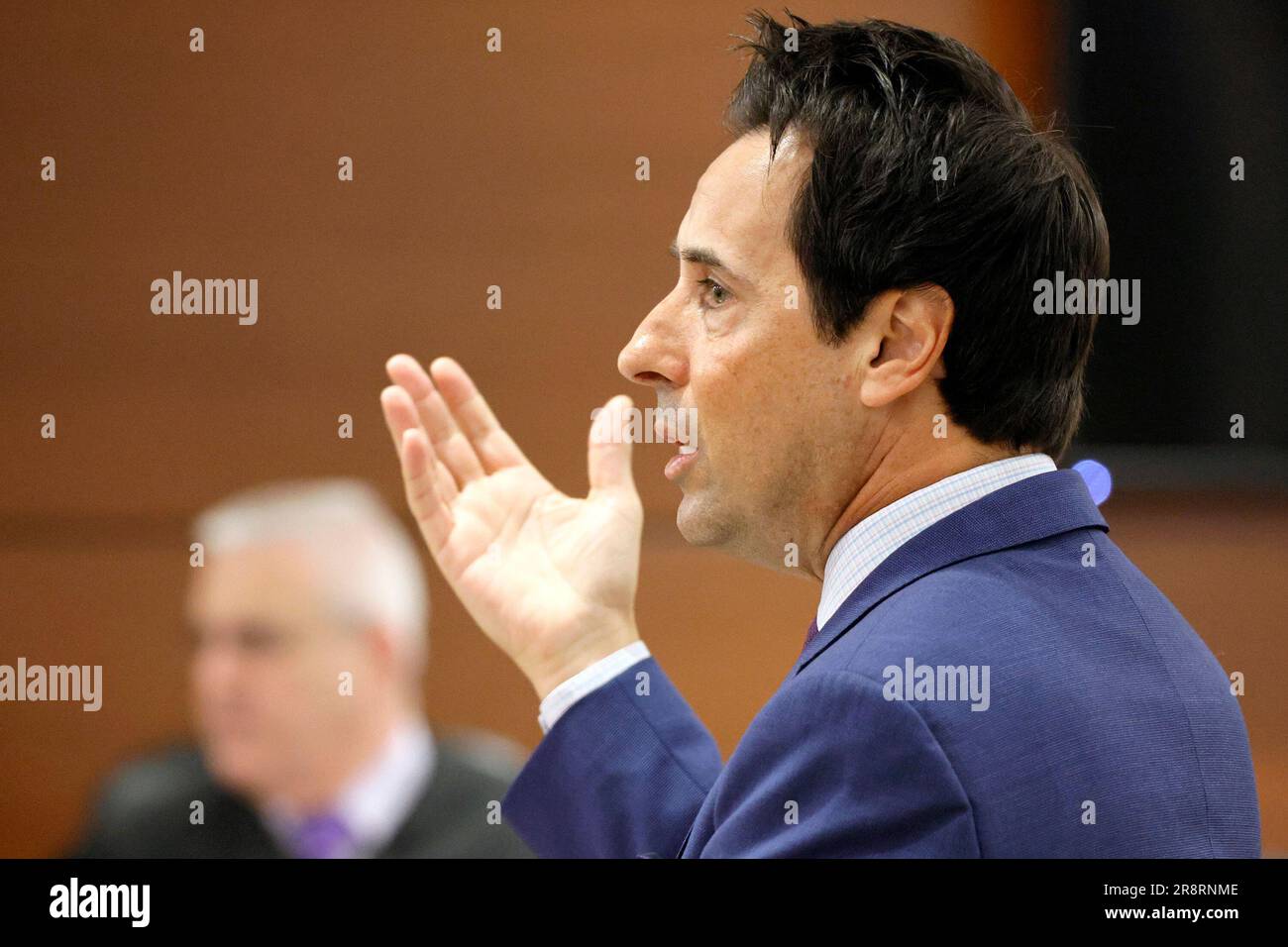 Defense attorney Mark Eiglarsh questions a witness during the trial of ...