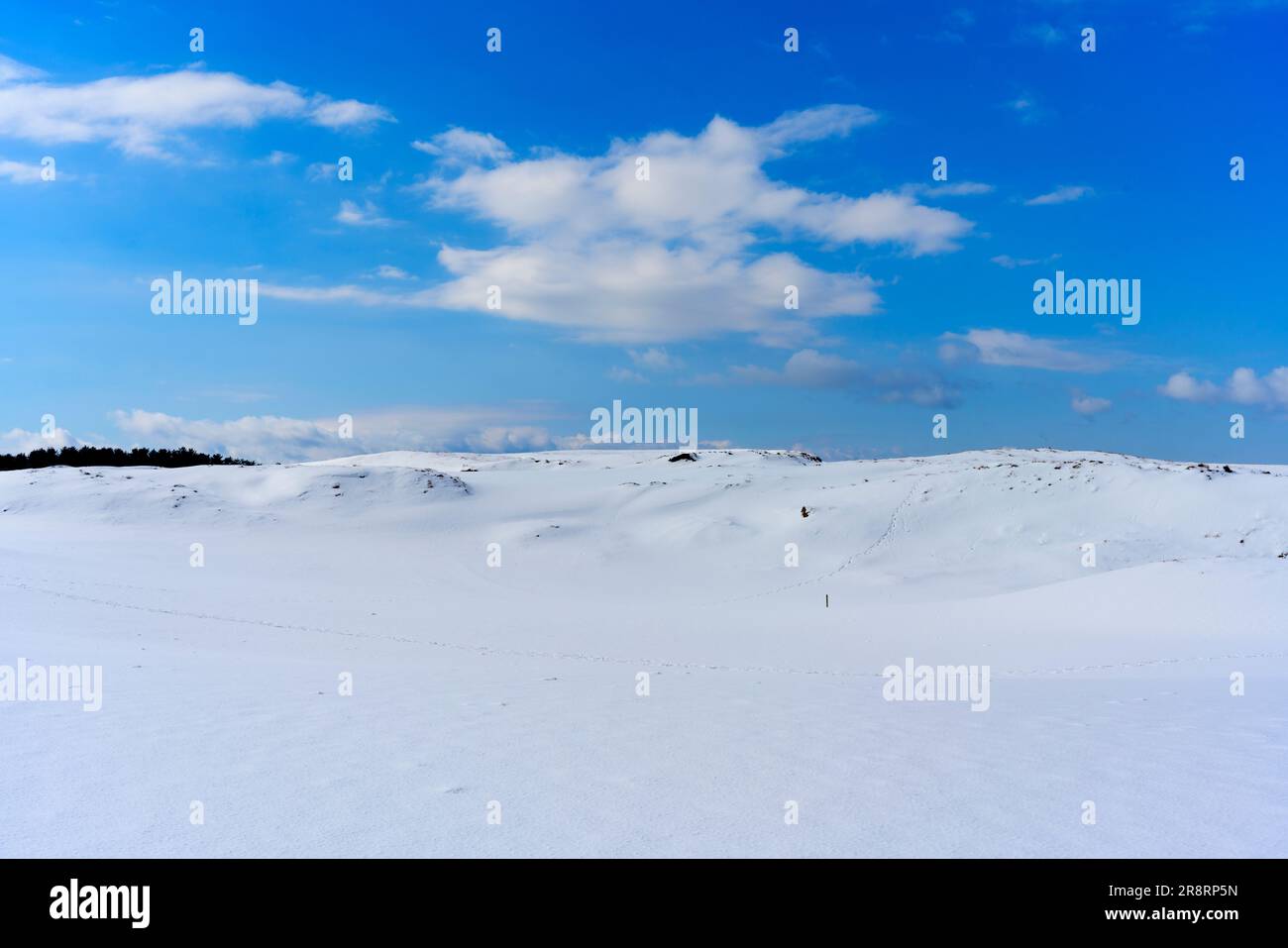 Sand to snow monument hi-res stock photography and images - Alamy