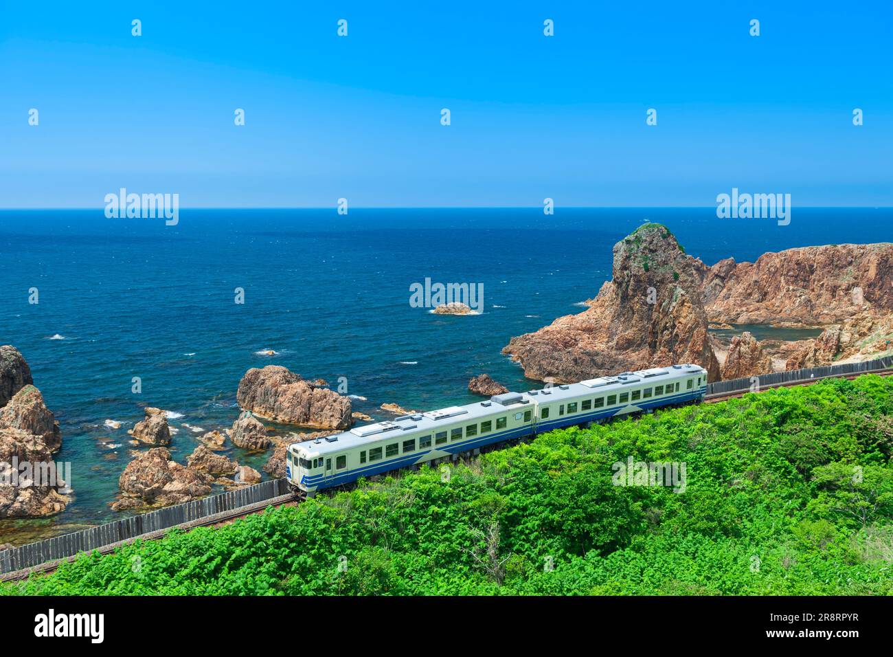 Regular train on JR Gono Line Stock Photo - Alamy