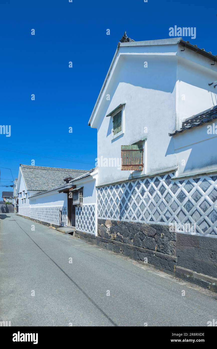 The Kikuya alley and the pathway Stock Photo - Alamy