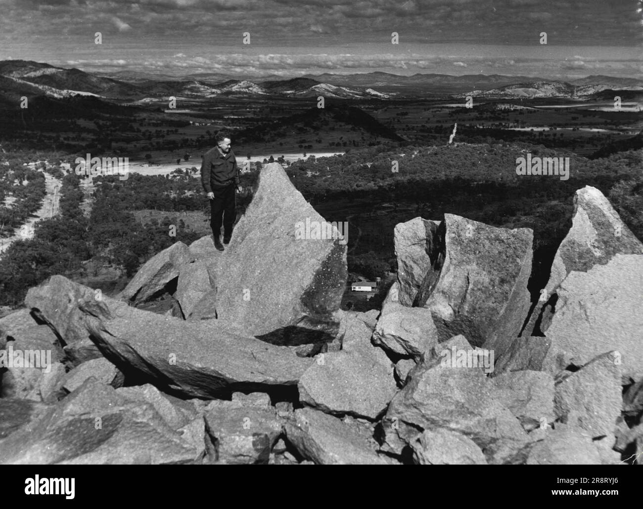 Moonbi Range - The shot showing the Moonbi Valley and ***** looking ...