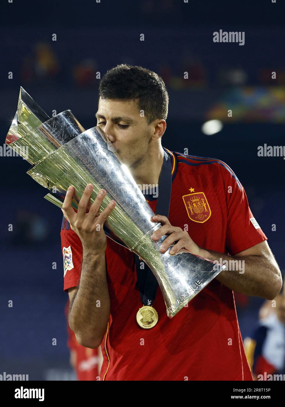 ROTTERDAM - Rodrigo Hernandez of Spain Rodri of Spain kisses the ...