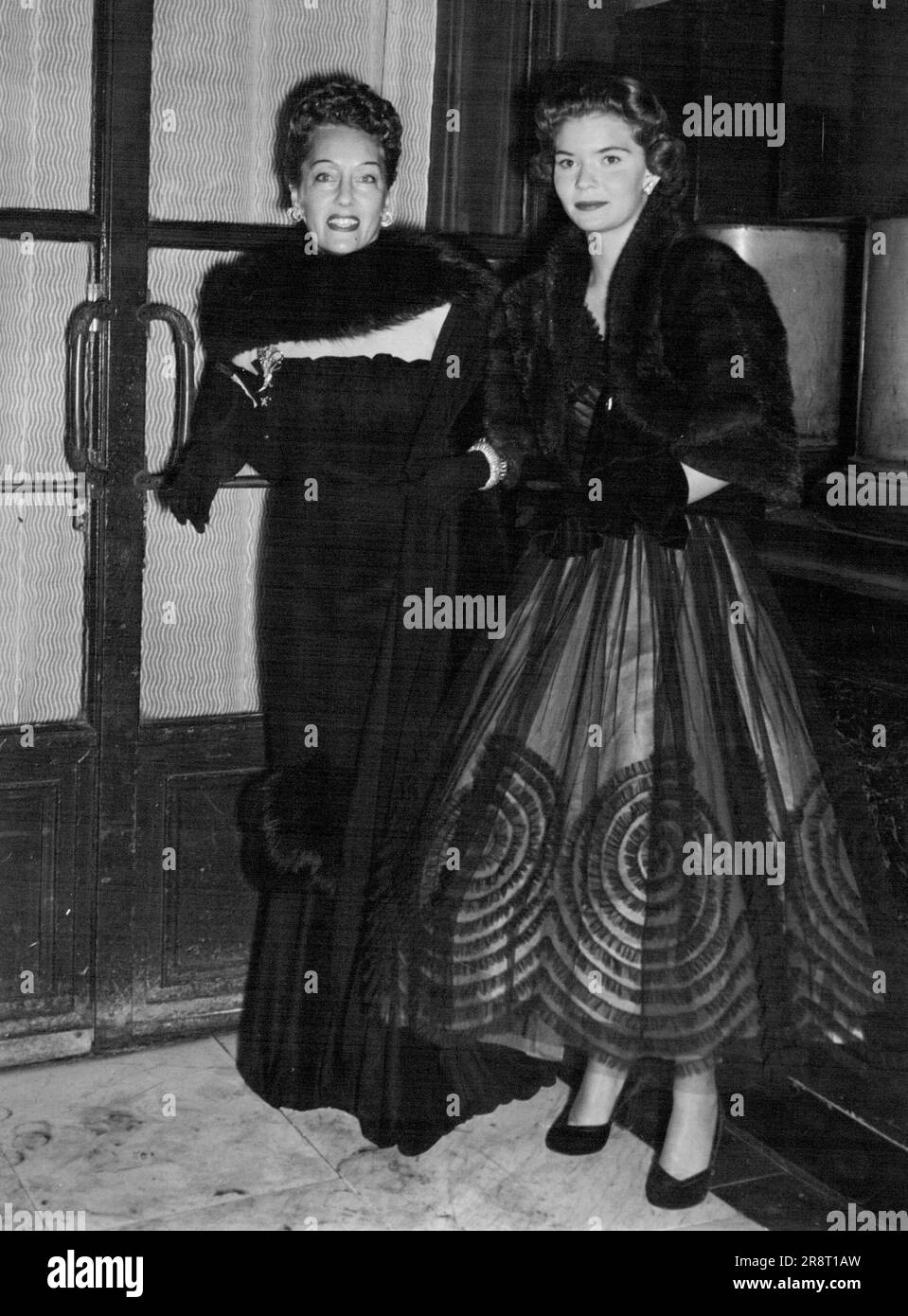Gloria Swanson. January 1, 1950. (Photo by Daily Express Stock Photo ...