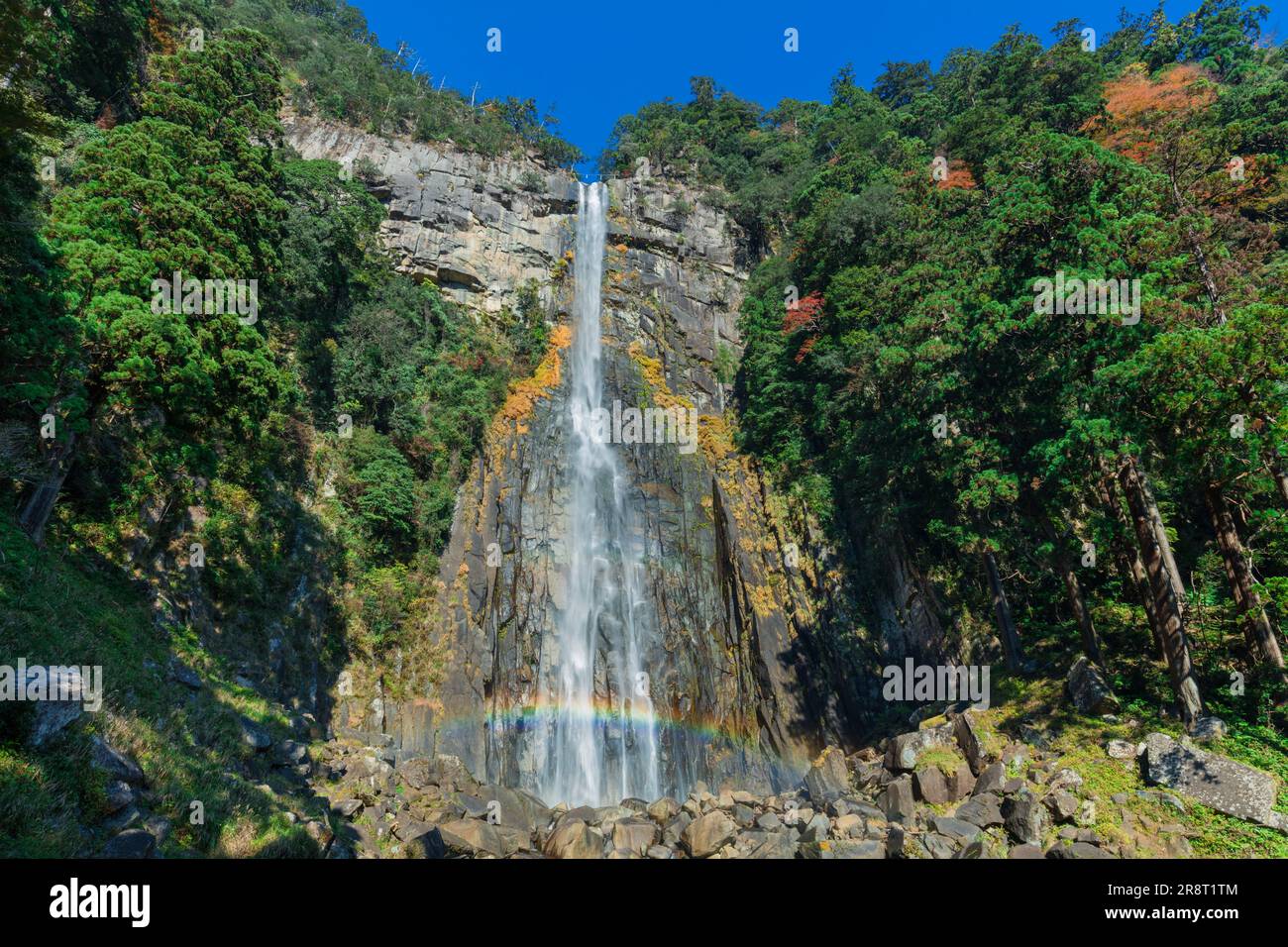 Kumano nachi waterfalls hi-res stock photography and images - Alamy