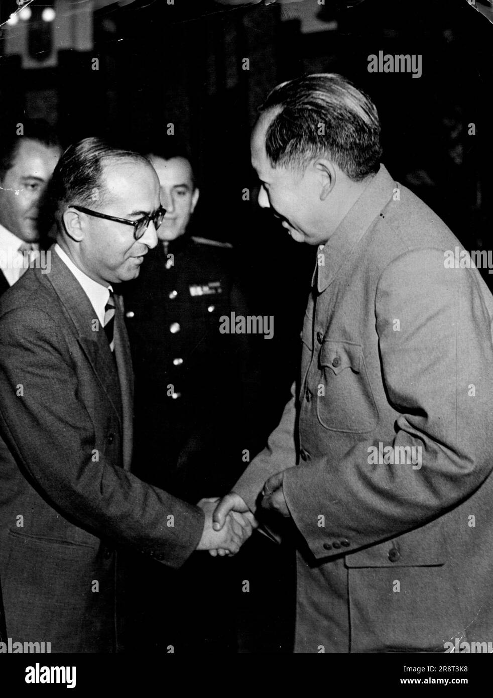 Mao Tse-Tung Holds Court - Mao Tse-tung (right), chairman of the people ...
