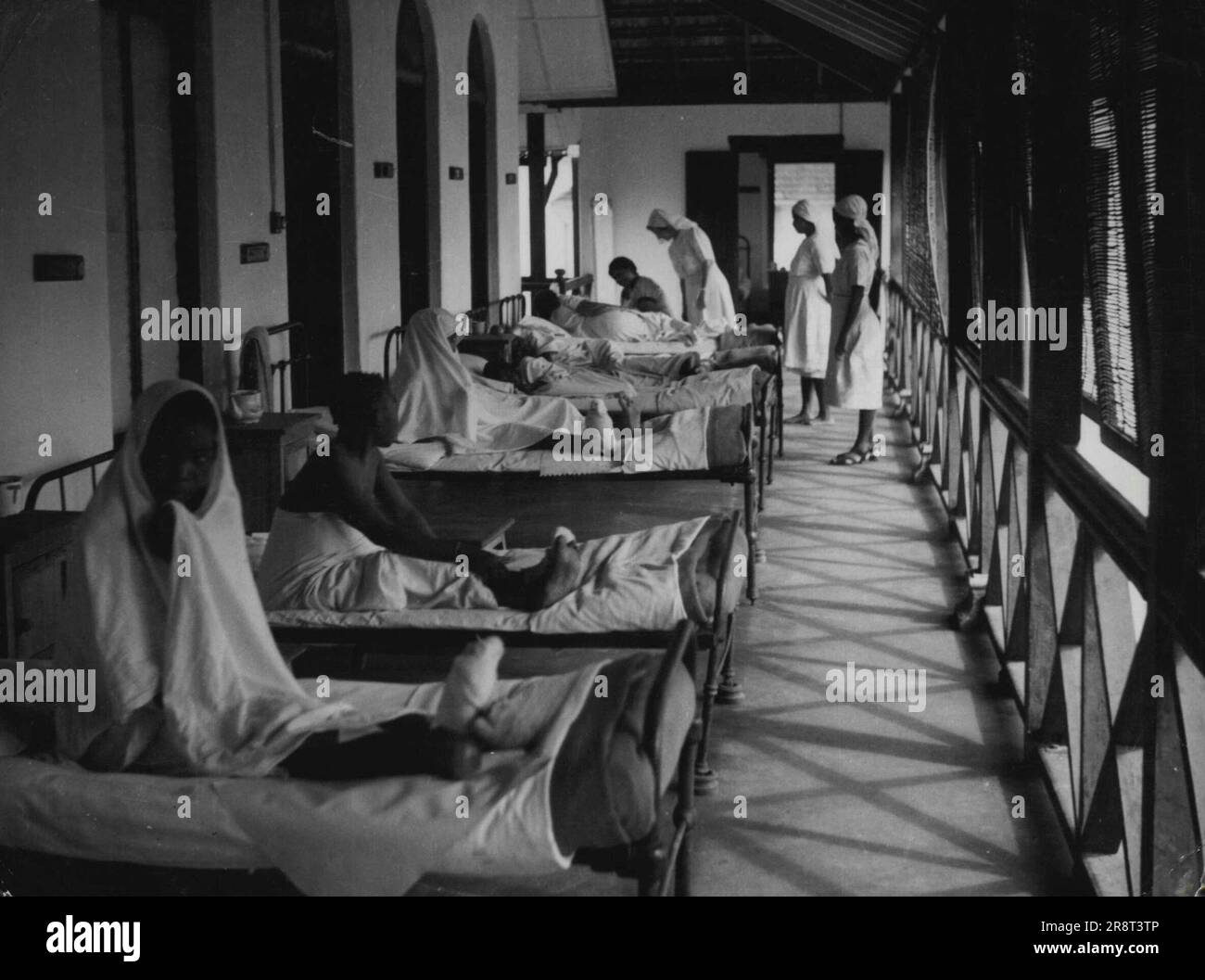 Zanzibar Hospital -- Matron on her daily tour of inspection of wards ...