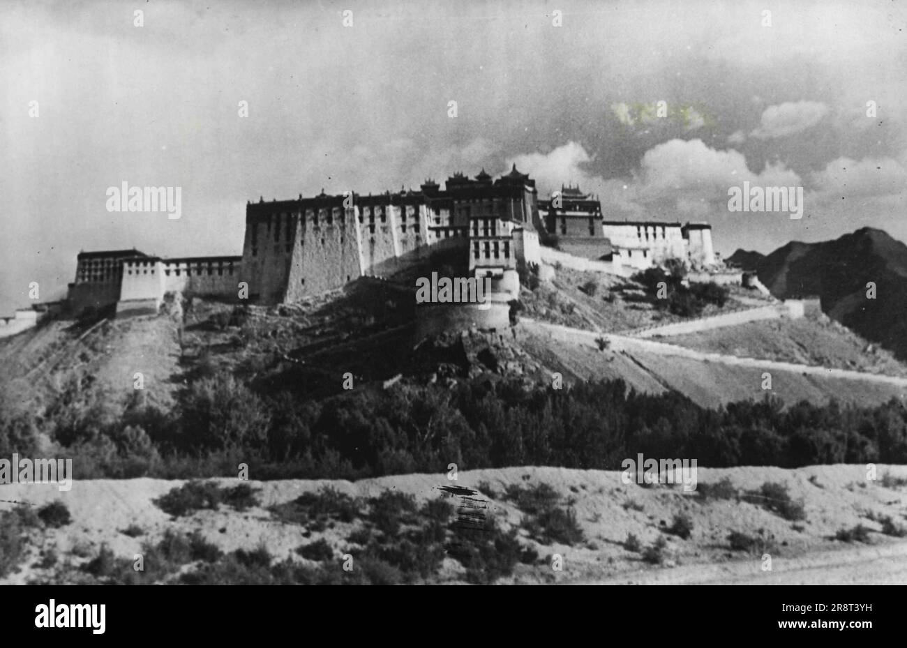 Tibet, Hermit Kingdom -- First view of one of the world's largest ...