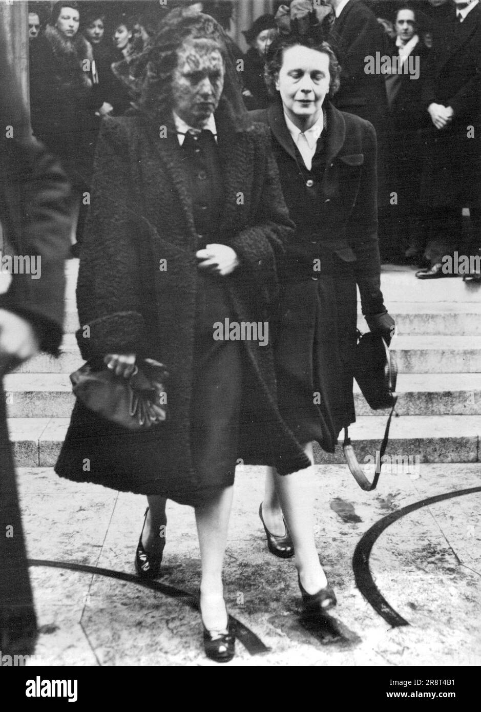 Widow At Tauber's Funeral. Diana Napier, widow of Richard Tauber ...