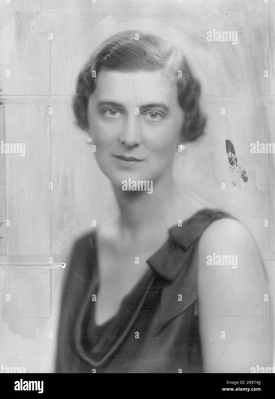 H.R.H. Princess Marina (Duchess Of Kent) - Portraits Prior To 1950 ...