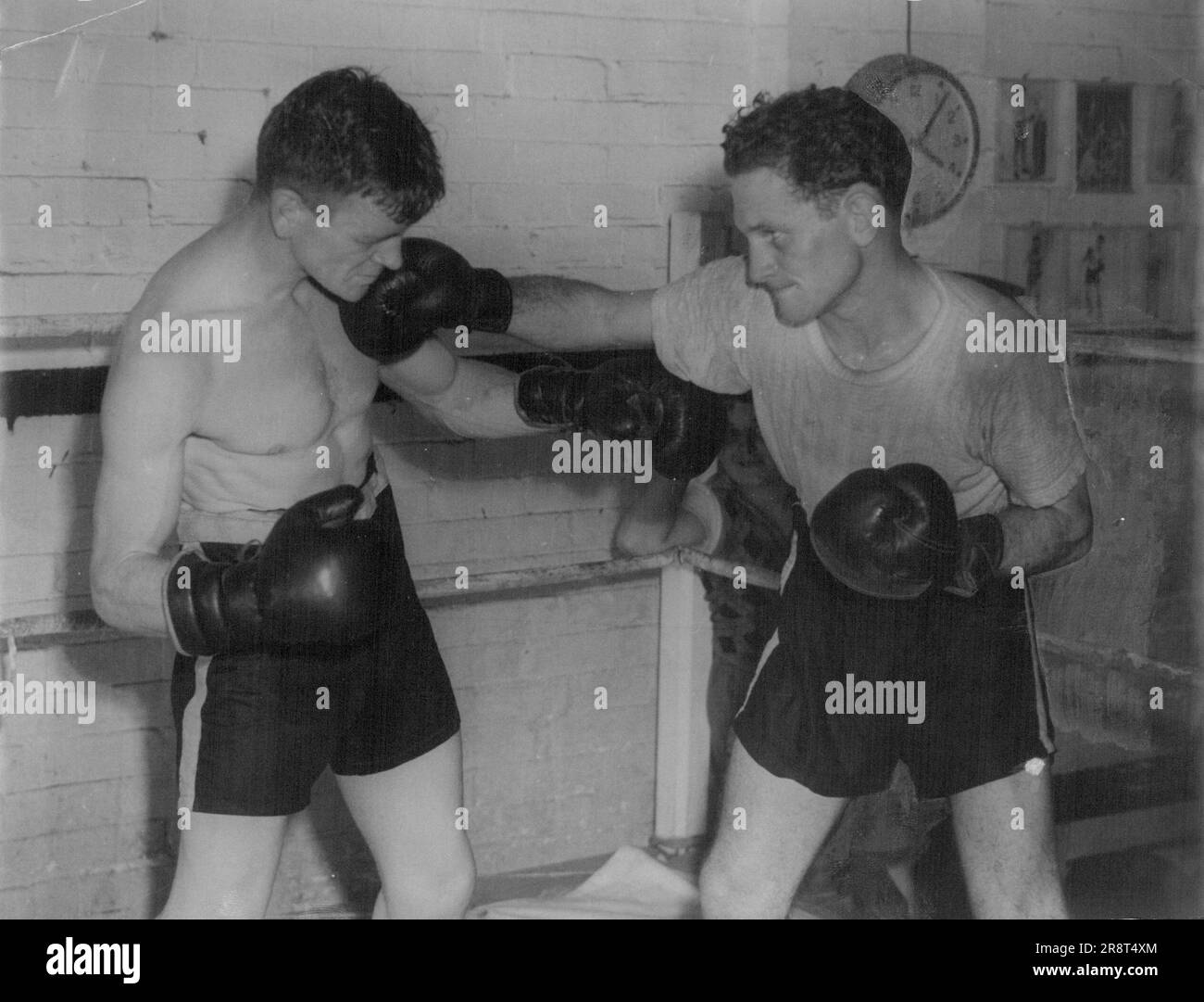 Big lightweight Black and White Stock Photos & Images - Alamy