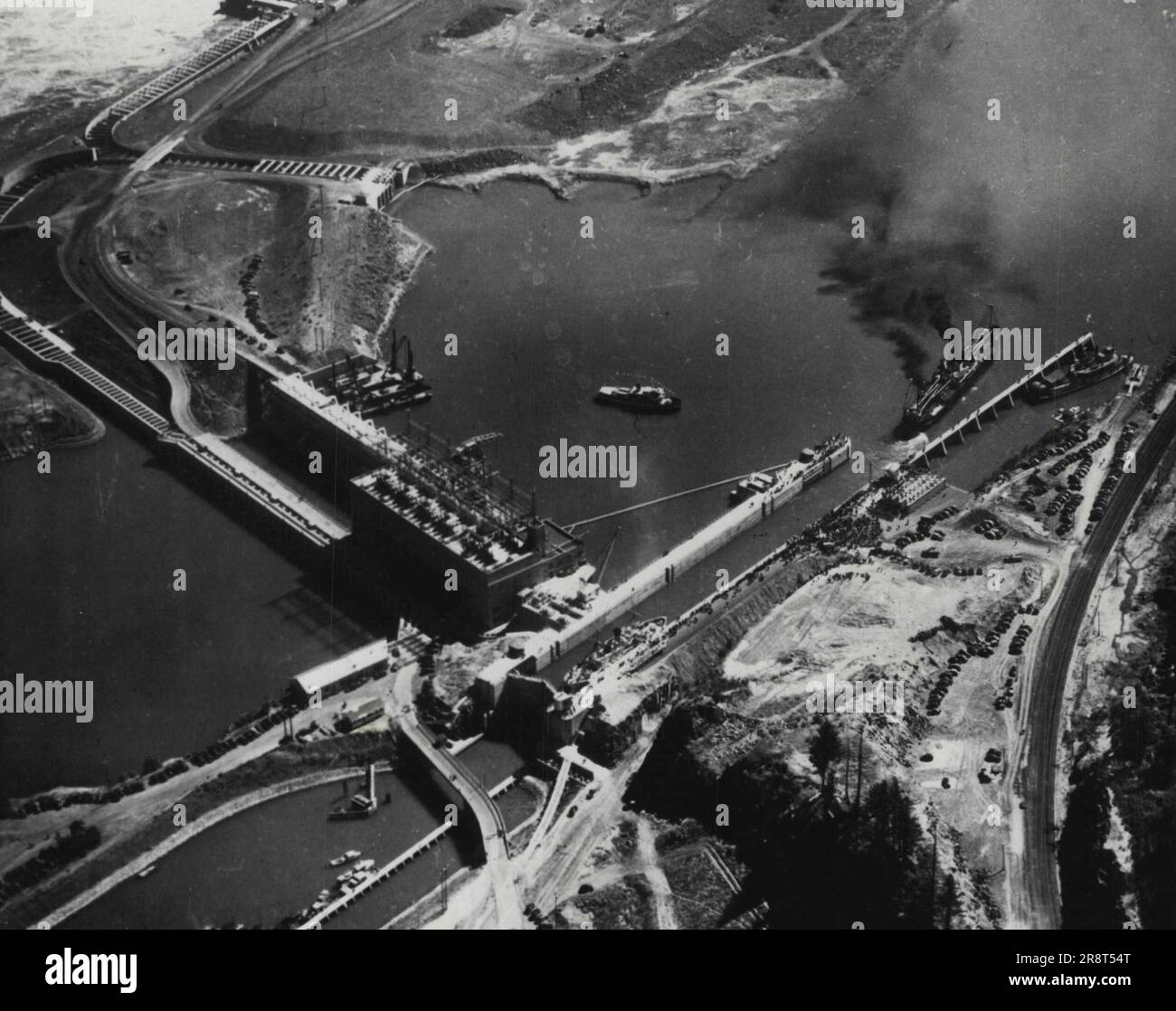 History Made As Ocean Vessels Traverse Columbia -- History was made ...