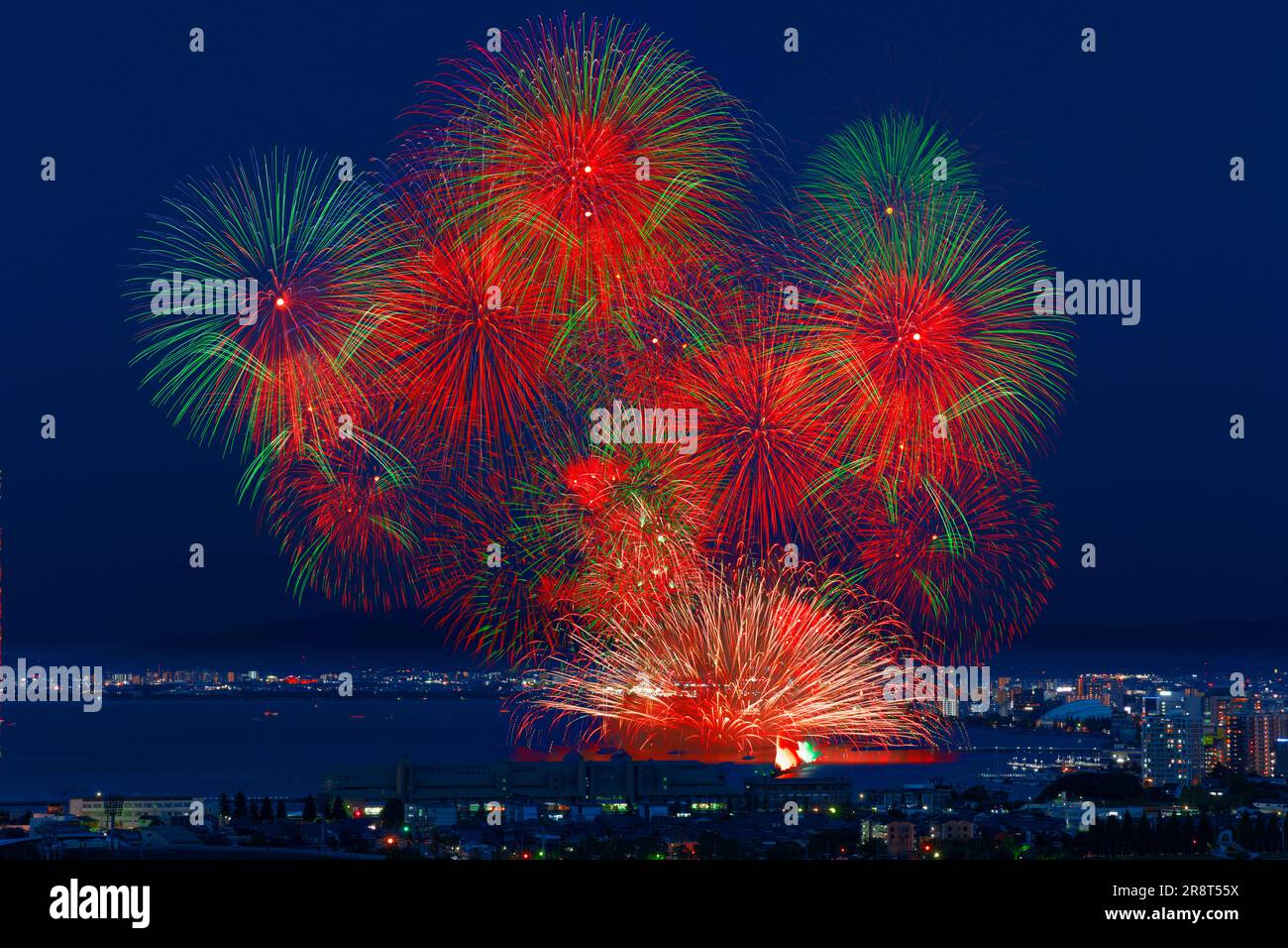 Lake Biwa Grand Fireworks Festival Stock Photo - Alamy
