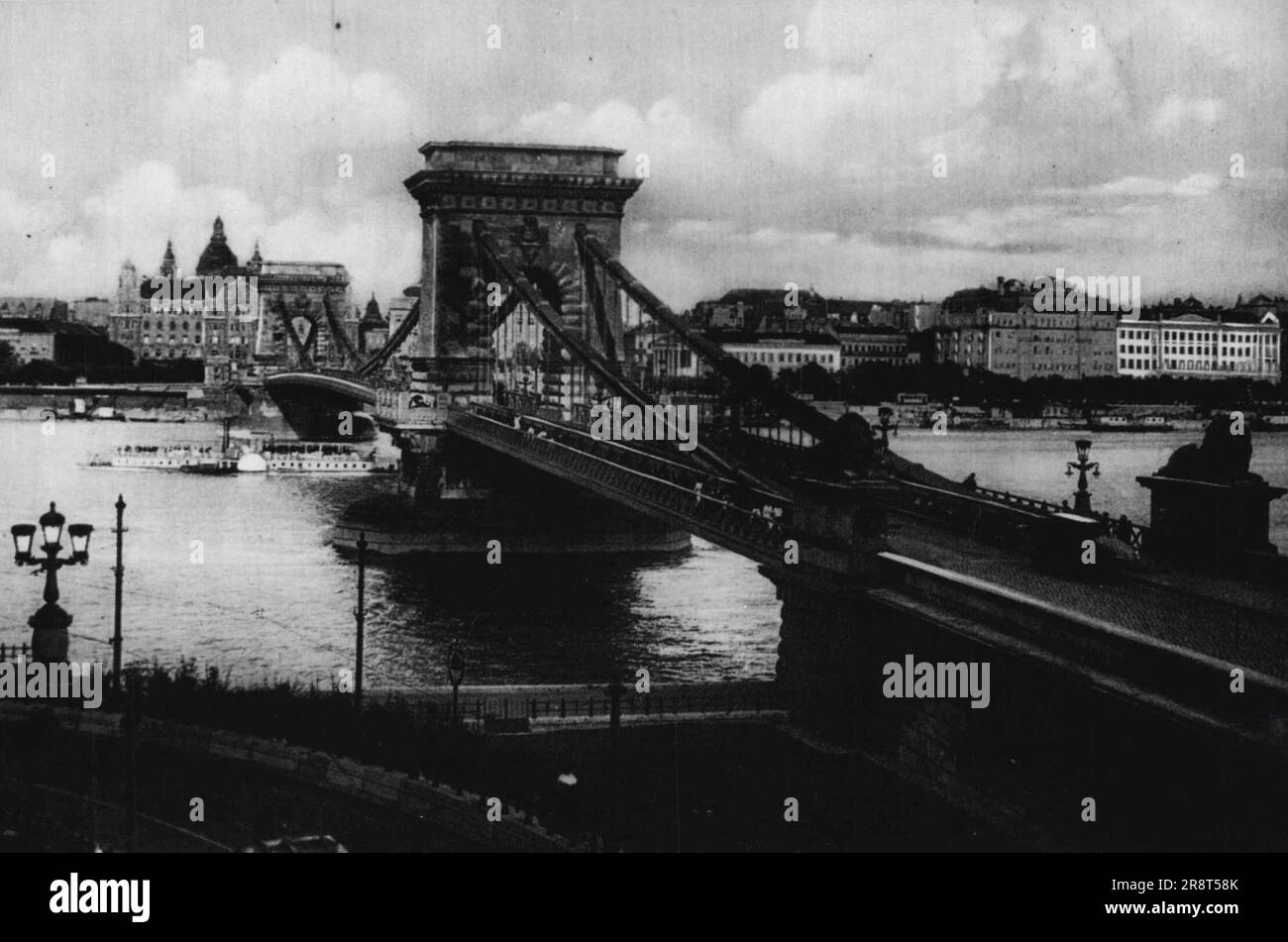 Budapest 1944 hi-res stock photography and images - Alamy