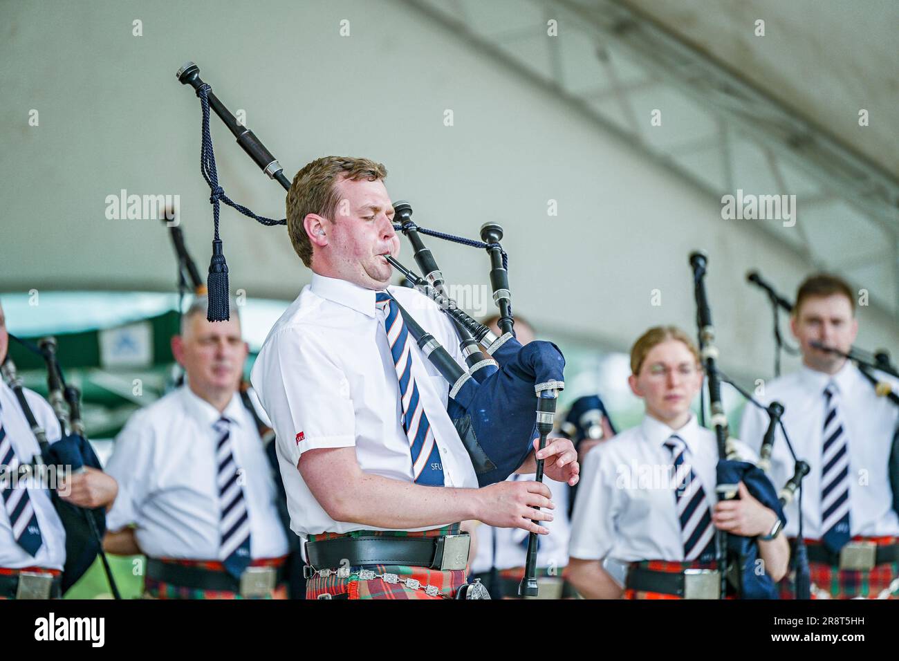 Simon fraser university pipe band hi-res stock photography and images ...