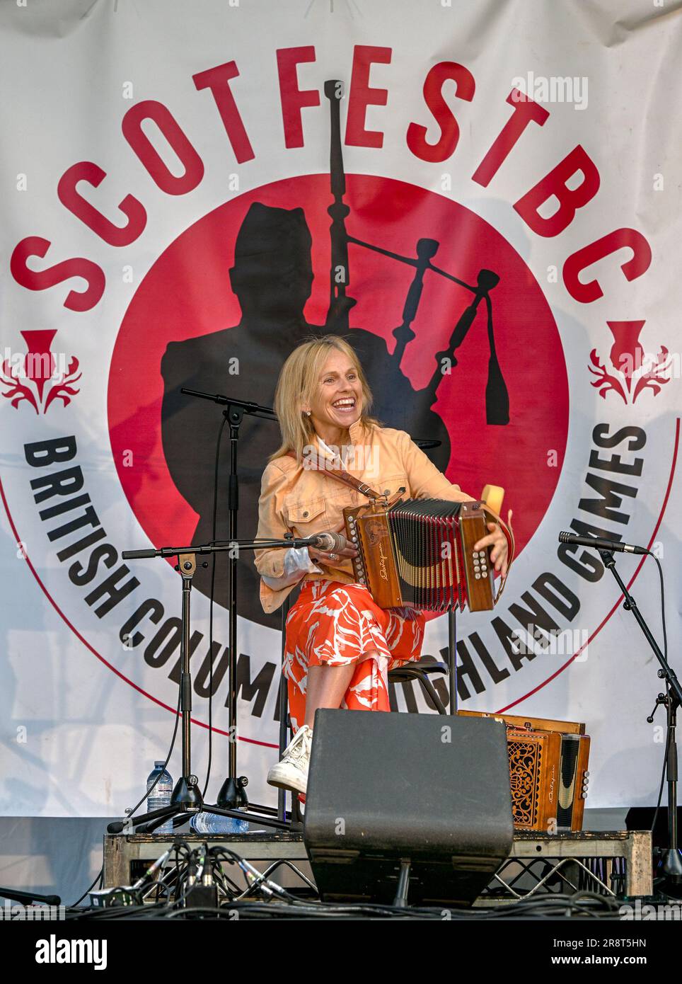 Sharon shannon hi-res stock photography and images - Alamy