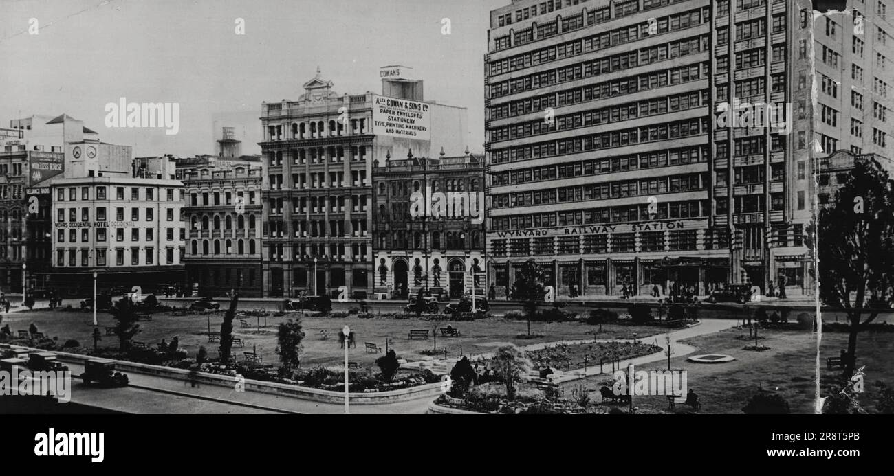 Wynyard Railway Station, Sydney. October 22, 1934. (Photo by Camera ...