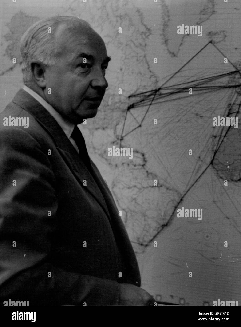 Sir miles thomas hi-res stock photography and images - Alamy