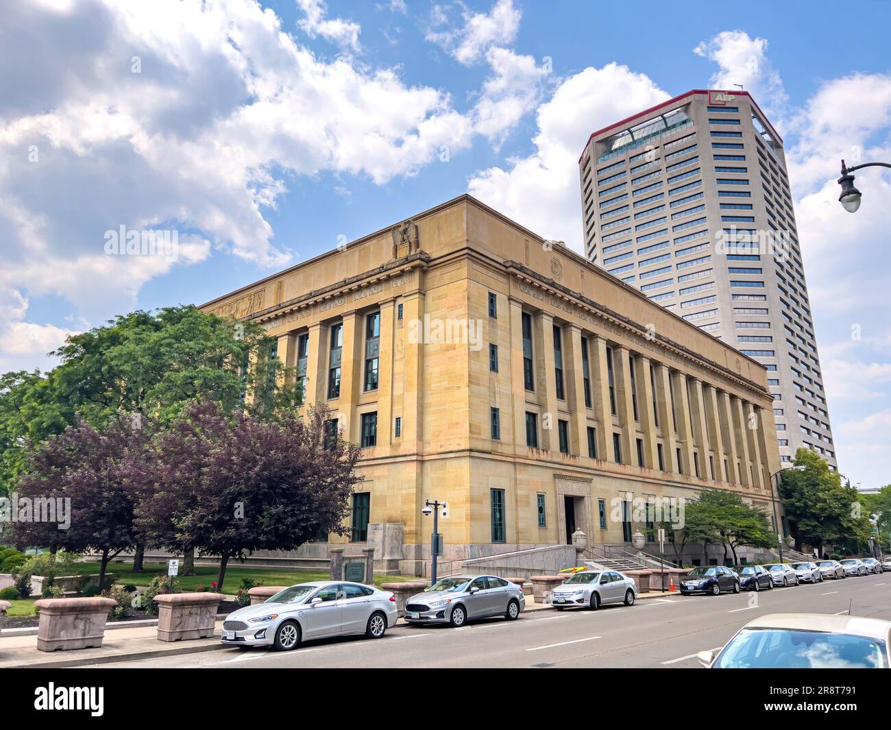 Government buildings in Downtown Columbus - COLUMBUS OHIO, UNITED ...
