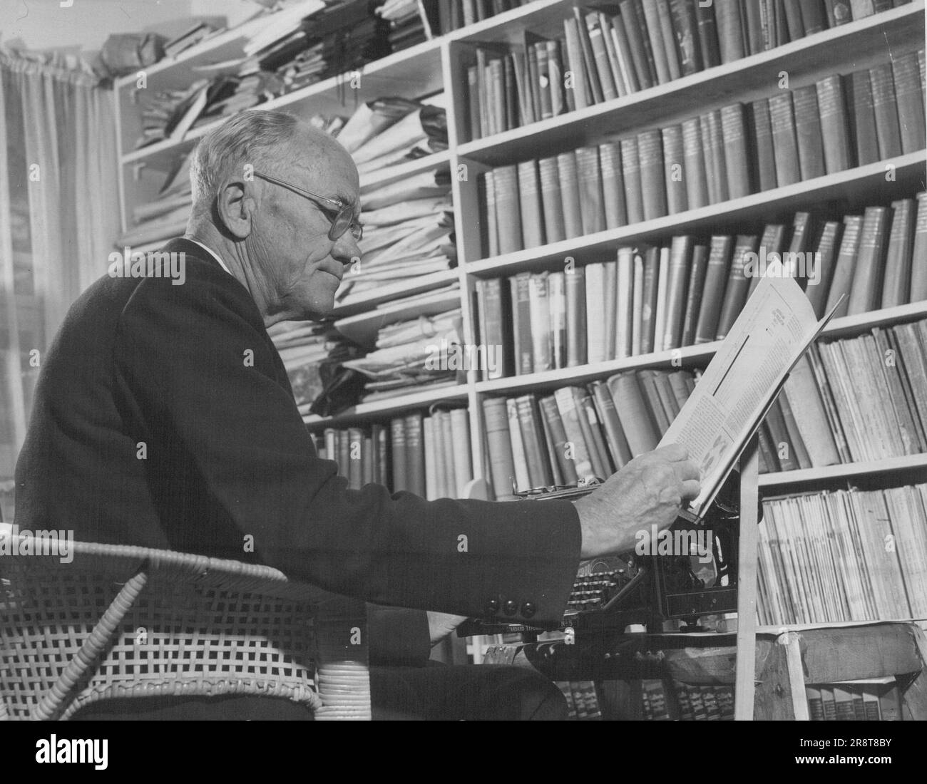 Prof. Griffith Taylor. June 04, 1953 Stock Photo - Alamy