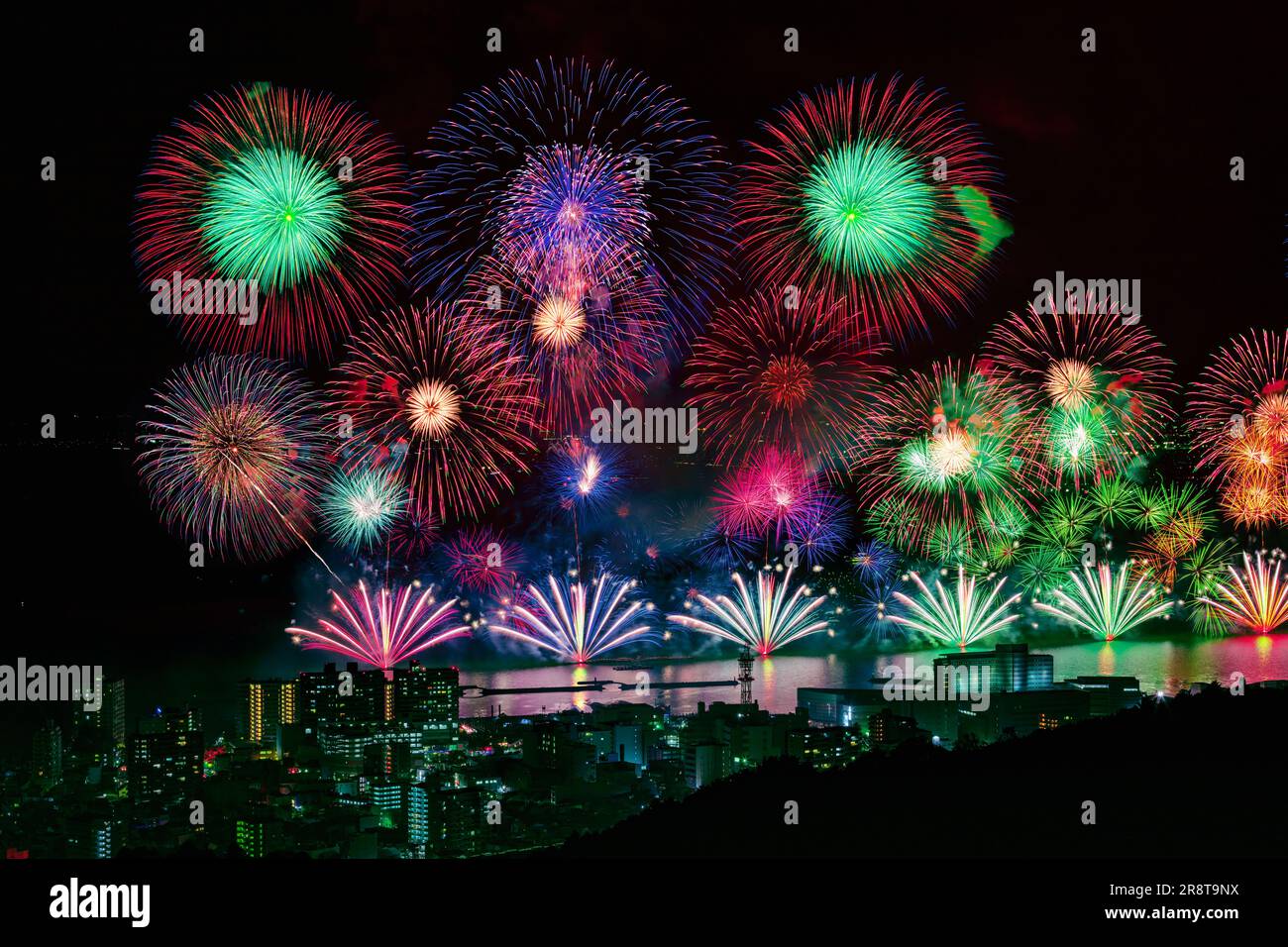 Lake Biwa Grand Fireworks Festival Stock Photo - Alamy