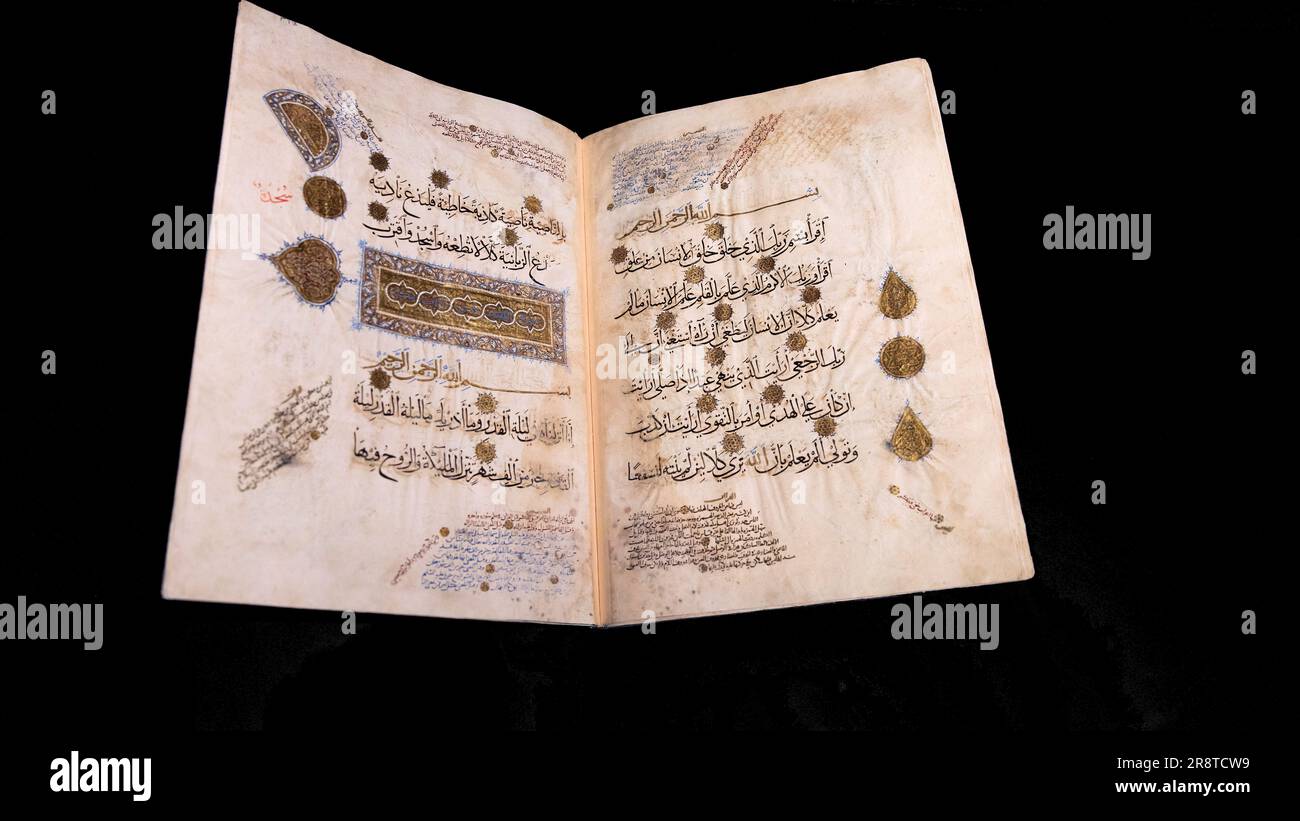 Louvre museum in abu dhabi hi-res stock photography and images - Alamy