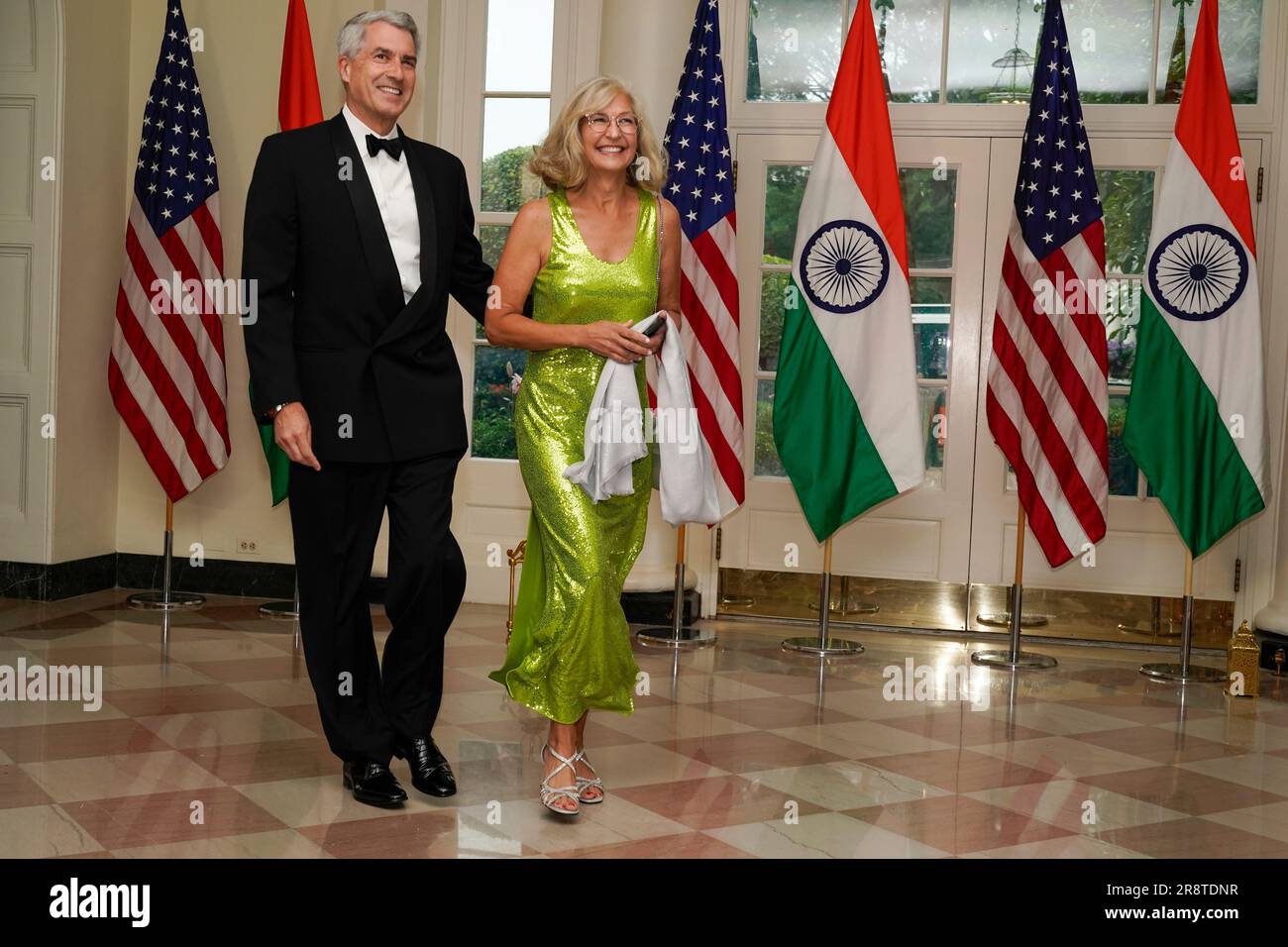 Roger Hochschild and Stephanie Hochschild arrive for the State Dinner ...