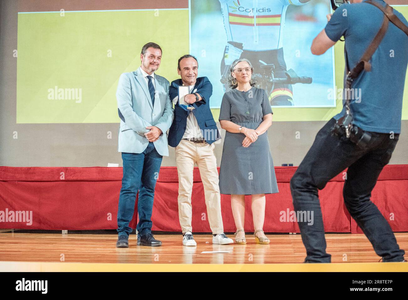 (L-R) Secretary of State for Sport, Víctor Francos, swimmer Ricardo Ten ...
