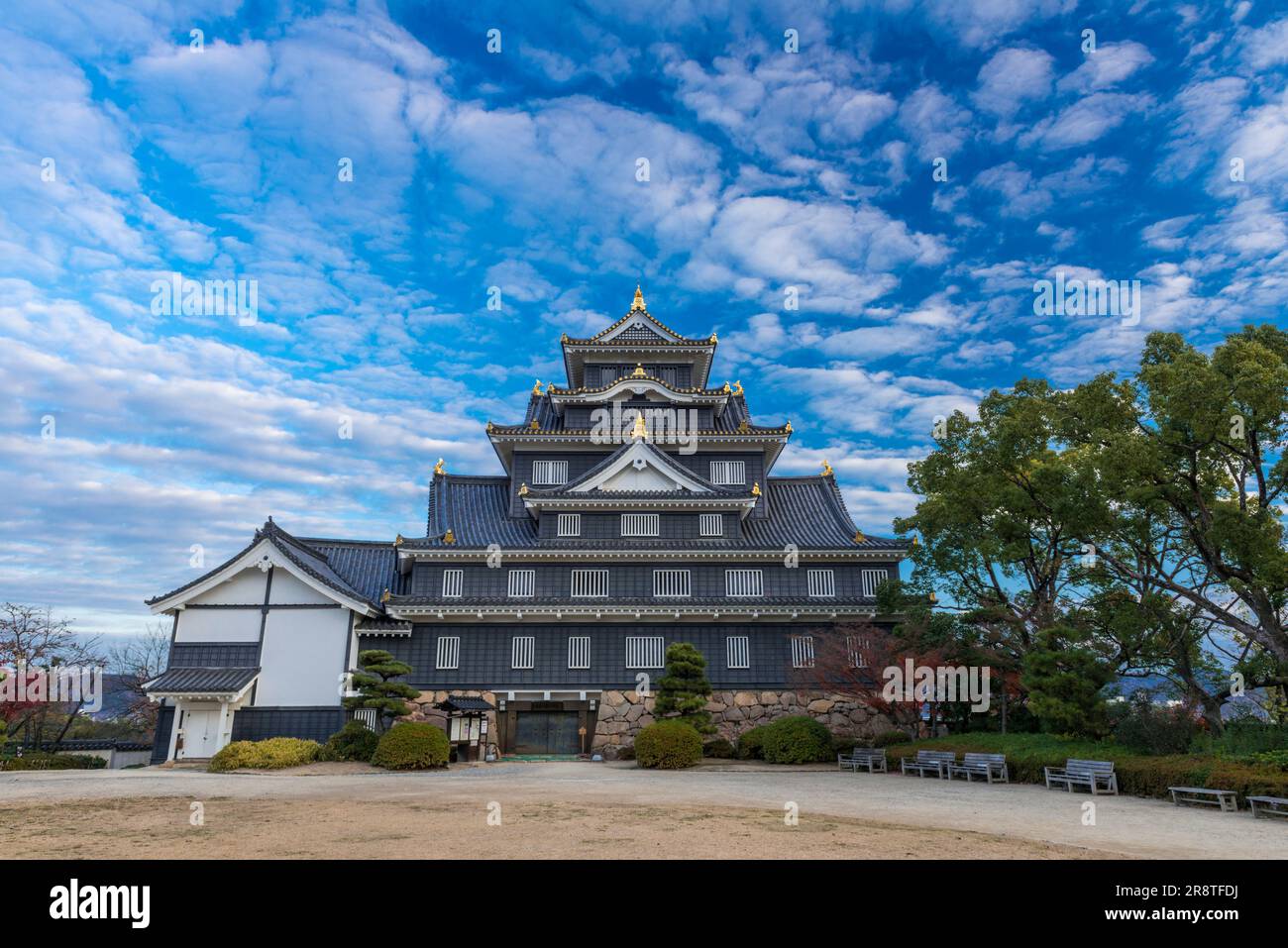 Okayama castle in fine hi-res stock photography and images - Alamy