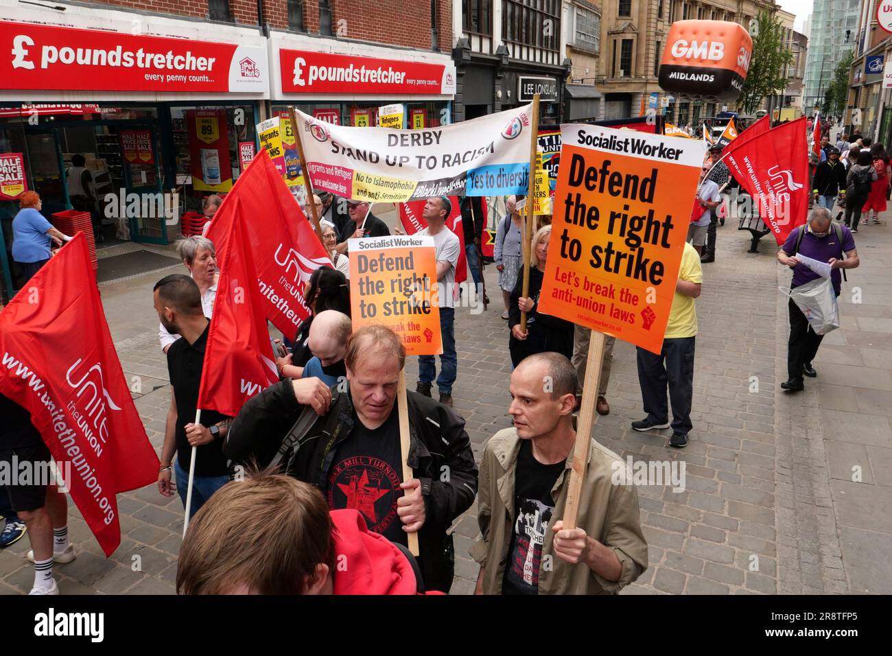 Strike mill workers england hi-res stock photography and images - Alamy