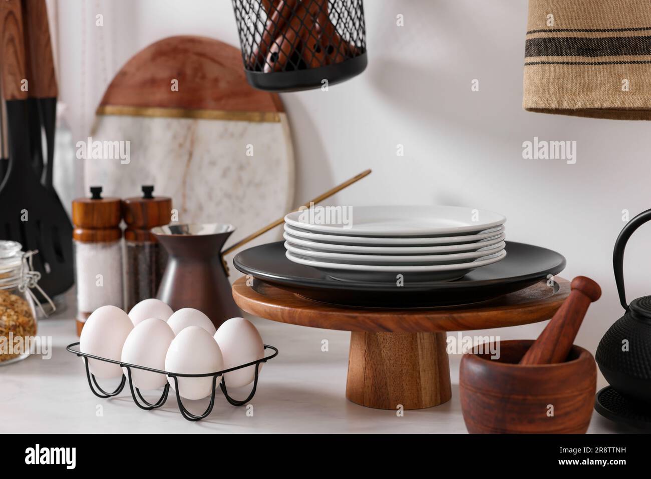 Different dishes in plates hi-res stock photography and images - Alamy